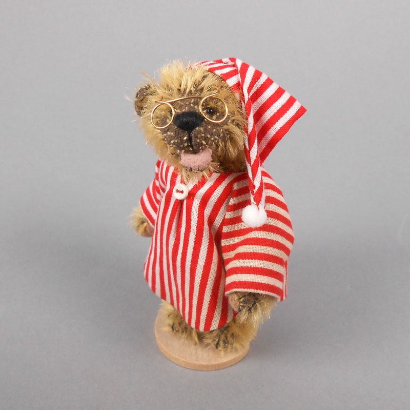 Deb Canham Miniature Teddy Bears